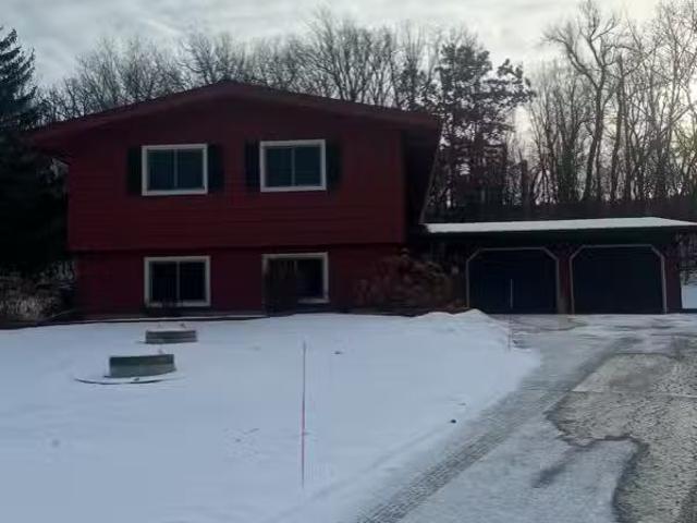 5 Bedroom Expansive Countryside Home 351 County Road Ss