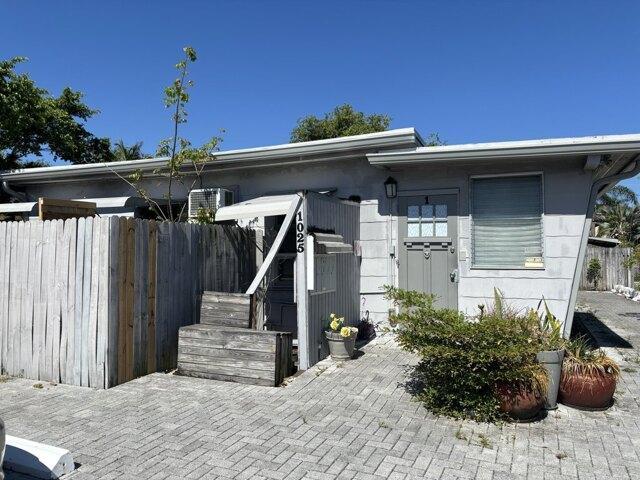 5 bedroom, Fort Lauderdale FL 33304 LS96073466