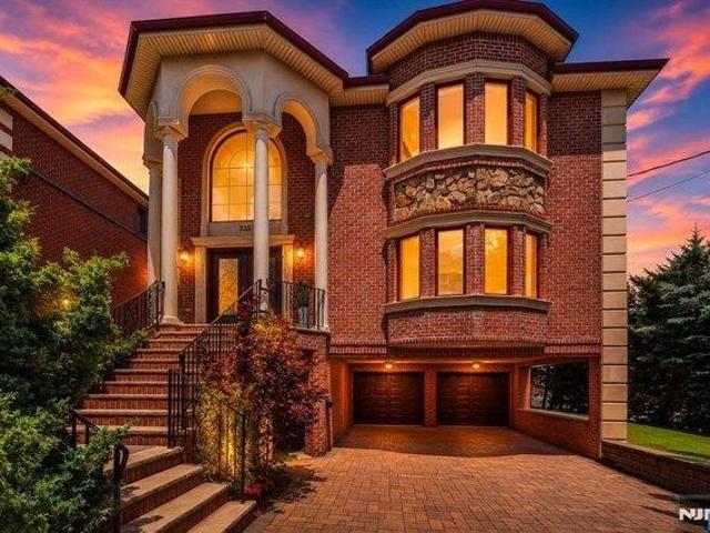 5 bedroom, Fort Lee NJ 07024 104237639