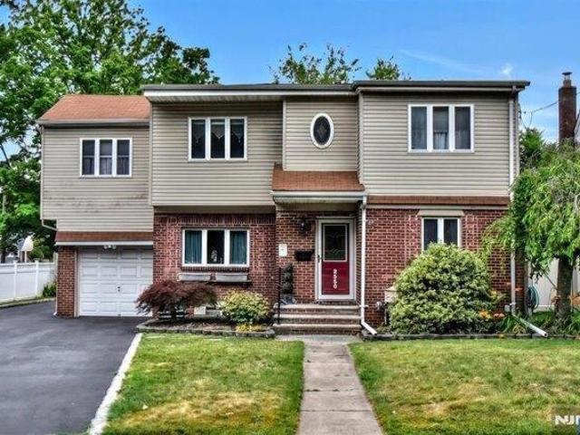 5 bedroom, Fair Lawn NJ 07410 104189488