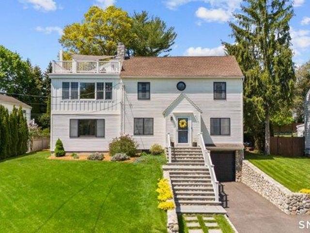 5 bedroom, Fairfield CT 06824 102727758