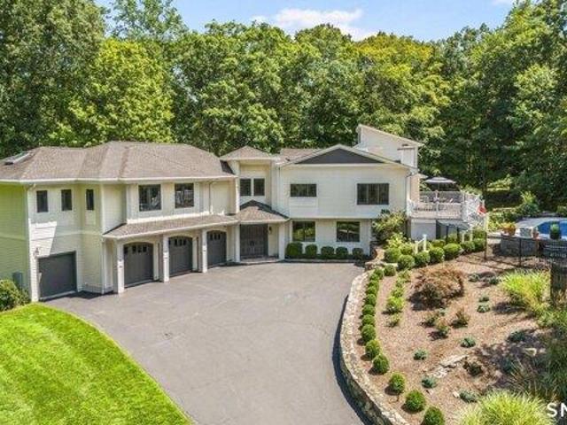 5 bedroom, Fairfield CT 06880 104833679