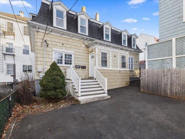 5 bedroom, Fall River MA 02721 104480291