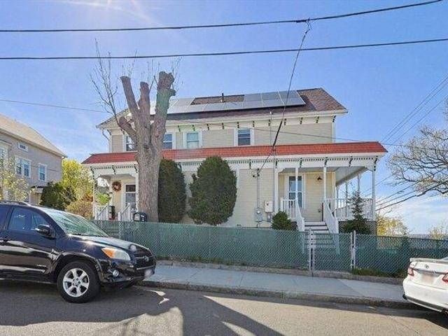 5 bedroom, Fall River MA 02724 104043729
