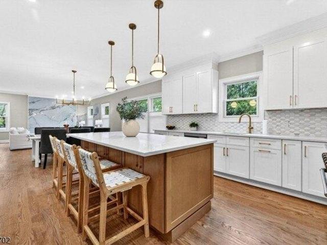 5 bedroom, Fanwood NJ 07023 LS102725560