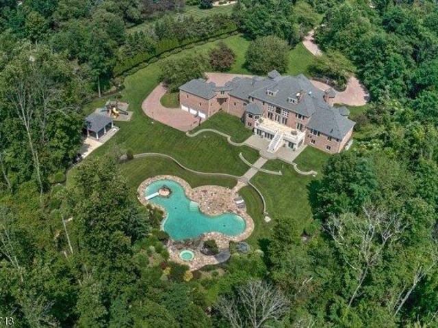 5 bedroom, Far Hills NJ 07931 105191113