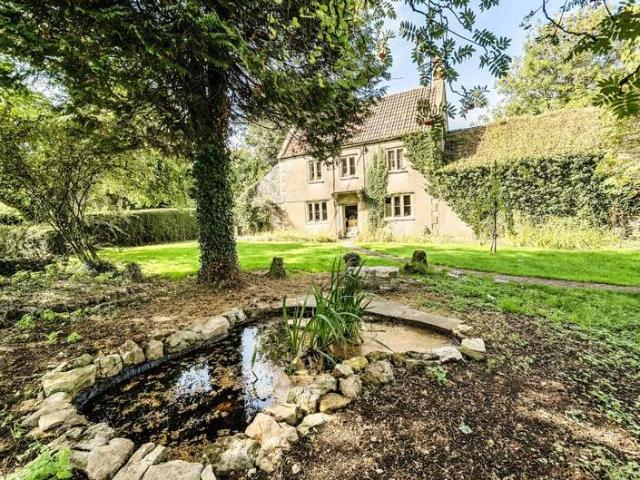 5 Bedroom Farm House Character Property