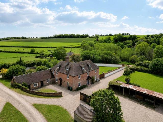 5 bedroom farm house for sale