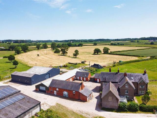 5 bedroom farm house for sale