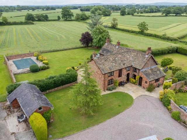 5 bedroom farm house for sale