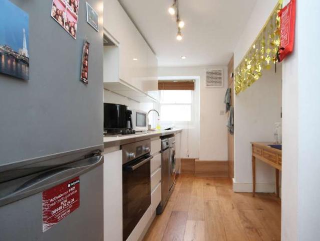 5 Bedroom Flat