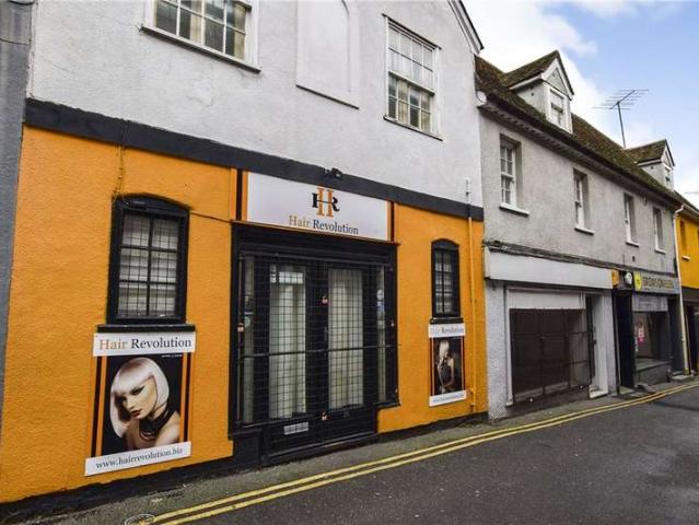5 Bedroom Flat