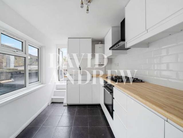 5 Bedroom Flat