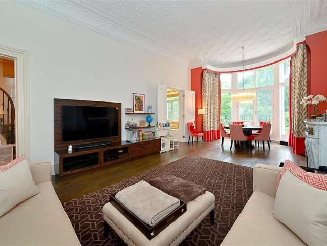 5 Bedroom Flat