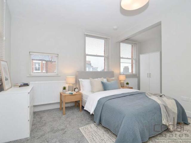 5 Bedroom Flat