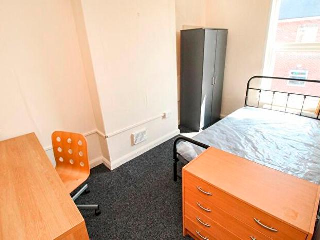 5 Bedroom Flat To Rent In Montpelier Road, Dunkirk, Nottingham, NG7