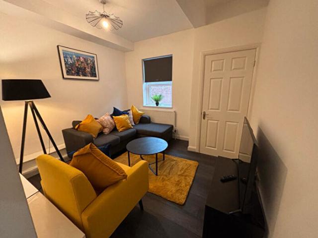 5 Bedroom Flat To Rent In Ilkeston Road, Nottingham, NG7