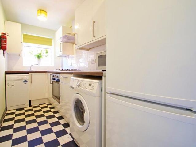 5 Bedroom Flat To Rent In *£Pppw* Lenton Boulevard, Lenton, NG7