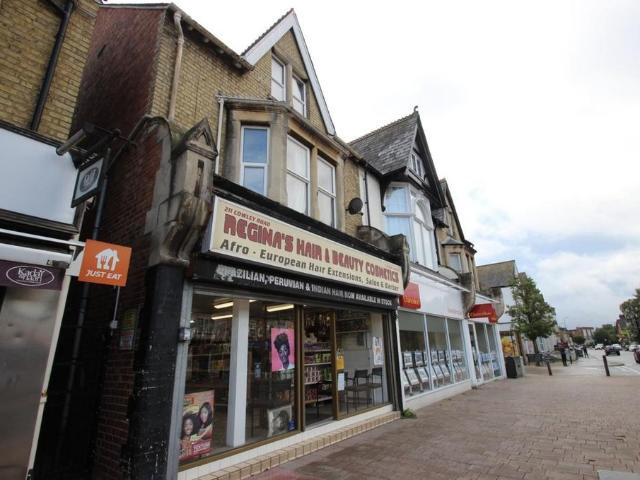 5 bedroom flat to rent