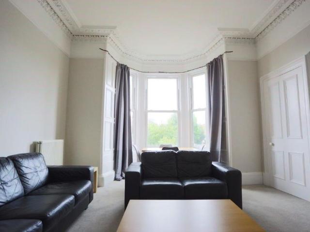 5 bedroom flat to rent