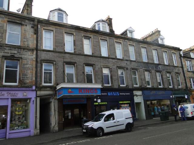 5 bedroom flat to rent
