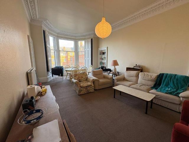 5 bedroom flat to rent