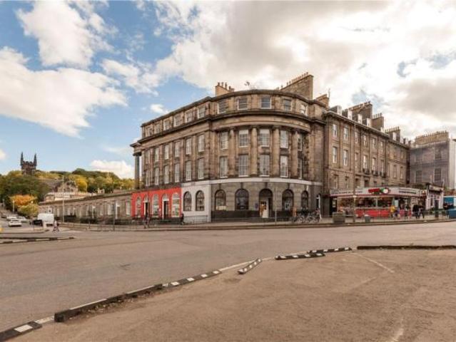 5 bedroom flat to rent