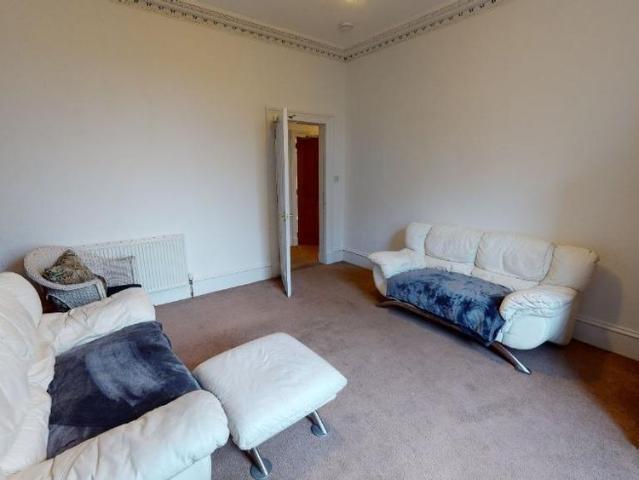 5 bedroom flat to rent