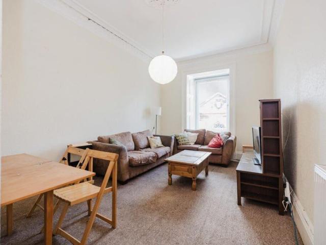 5 bedroom flat to rent