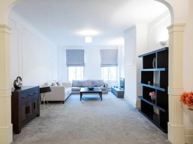 5 bedroom flat to rent