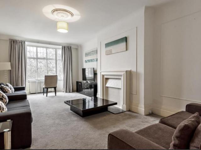 5 bedroom flat to rent