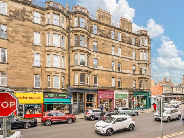 5 bedroom flat for sale