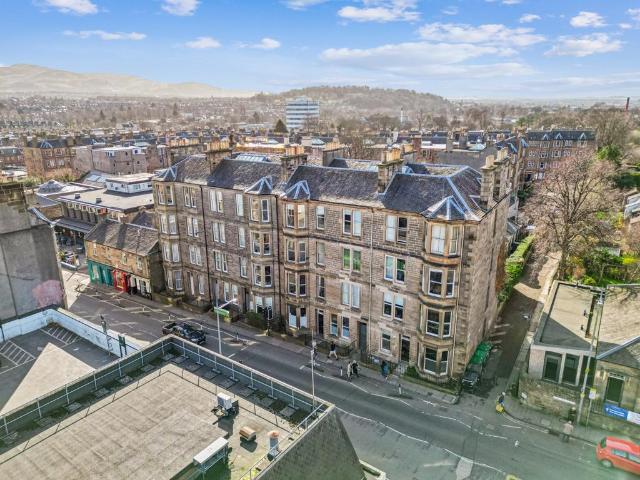 5 bedroom flat for sale