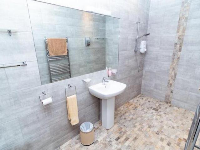 5 bedroom flat for sale in 15 Constitution Hill Road, Poole, BH14 0QB, BH14