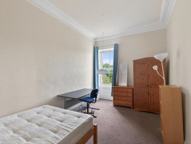 5 bedroom flat for sale in 21, 4f1, Warrender Park Terrace, Edinburgh, EH9 1EF, EH9