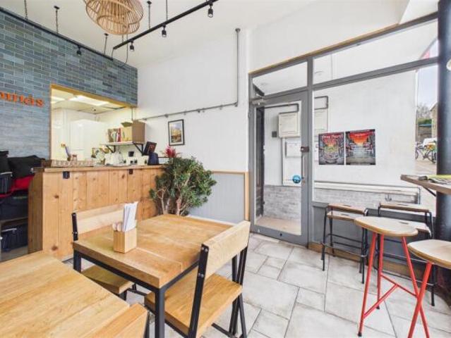 5 bedroom flat for sale in Freehold Investment | Clifton, BS8