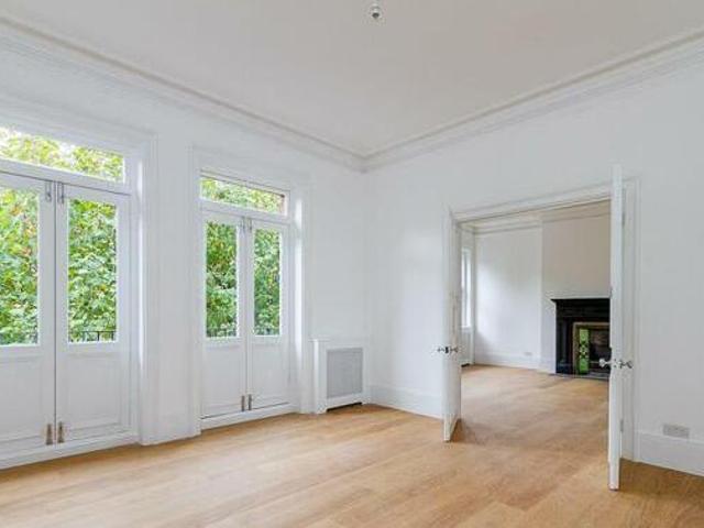 5 Bedroom Flat For Sale In London