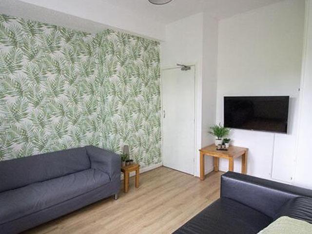 5 Bedroom Flat For Rent In 138 North Sherwood Street, Nottingham