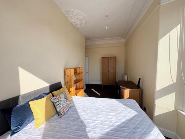 5 bedroom flat for rent in Bonnington Road, Edinburgh, Midlothian, EH6