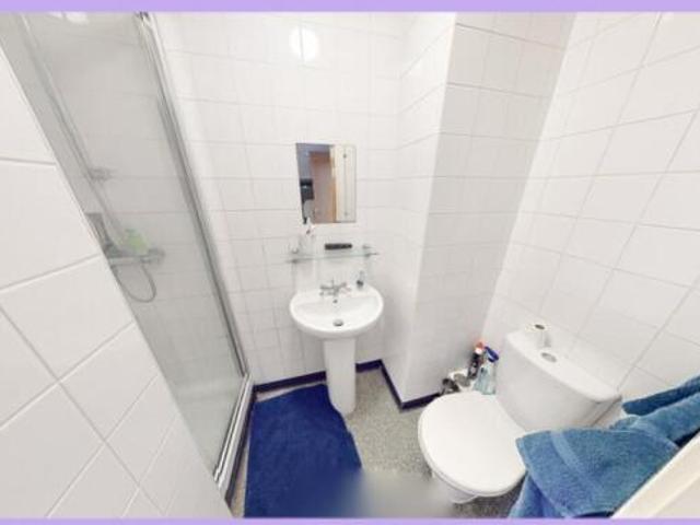 5 bedroom flat for rent in B4 Catherine House, 31 Ristes Place, NG1