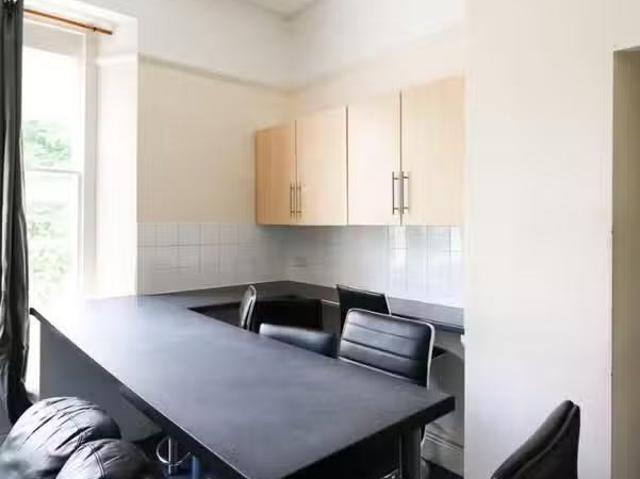 5 bedroom flat for rent in Cambridge Park, Bristol, BS6