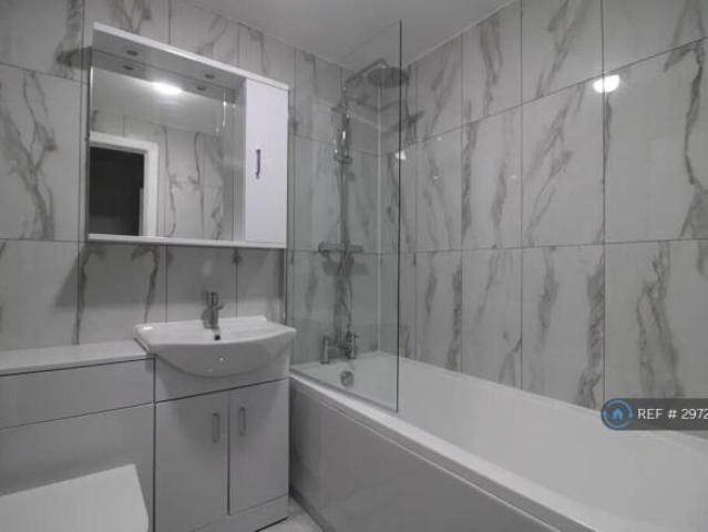 5 bedroom flat for rent in Castle Edge, Nottingham, NG7