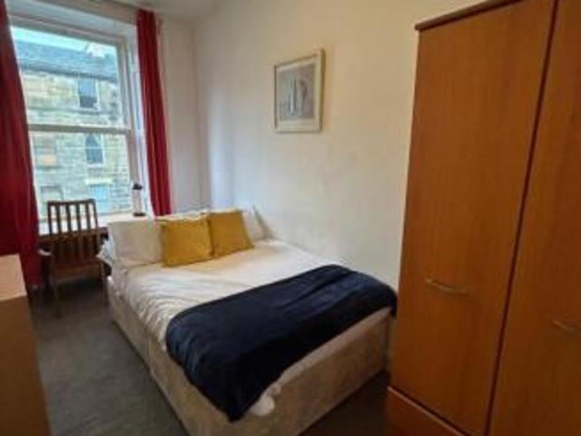 5 bedroom flat for rent in Clerk Street, Edinburgh, EH8