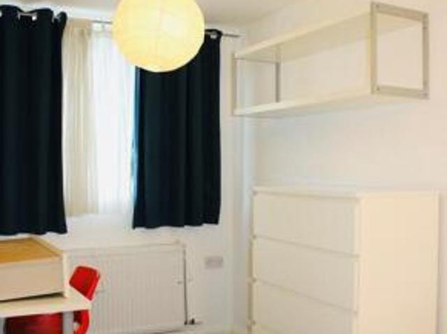 5 bedroom flat for rent in Clifton Road, Kingston Upon Thames, KT2