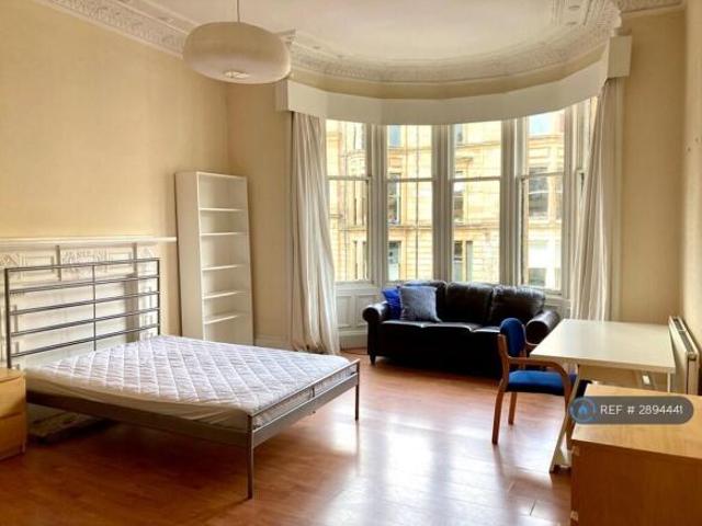 5 bedroom flat for rent in Dowanside Road, Glasgow, G12