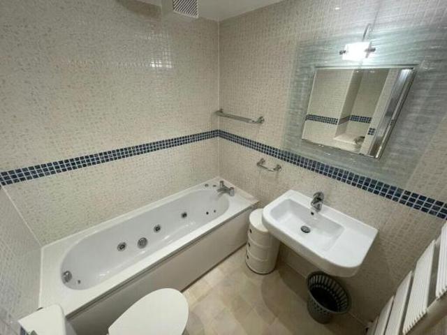 5 bedroom flat for rent in Easter Dalry Rigg, Edinburgh, EH11