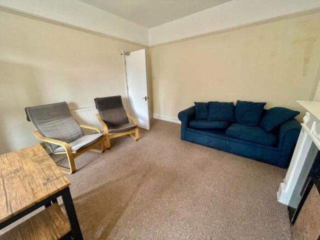 5 bedroom flat for rent in Five Bedroom Student Maisonette, Winton P05927, BH9