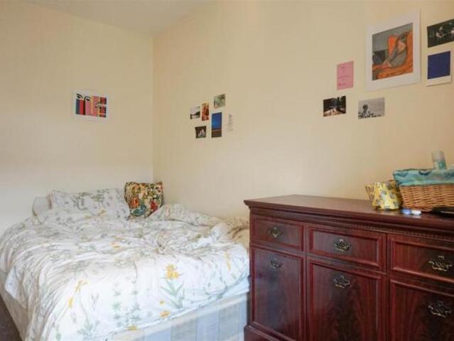 5 bedroom flat for rent in Flat 19 Headingley Rise, Welton Road, Leeds, LS6