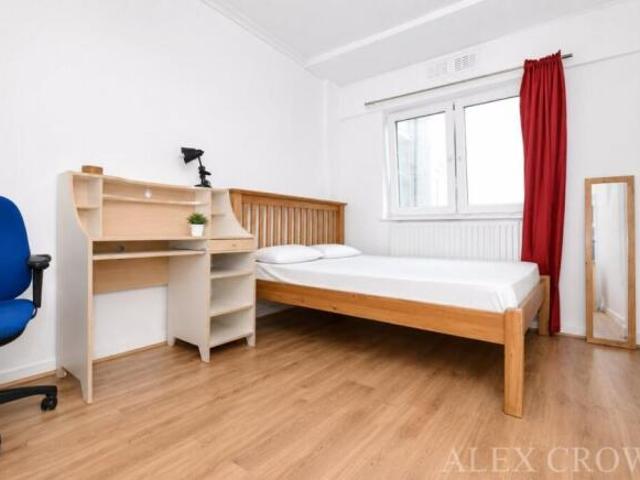 5 bedroom flat for rent in Grimthorpe House, Percival Street, Angel, EC1V