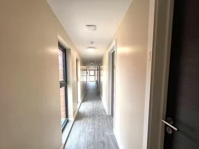 5 bedroom flat for rent in Hepburn Road, Bristol, BS2
